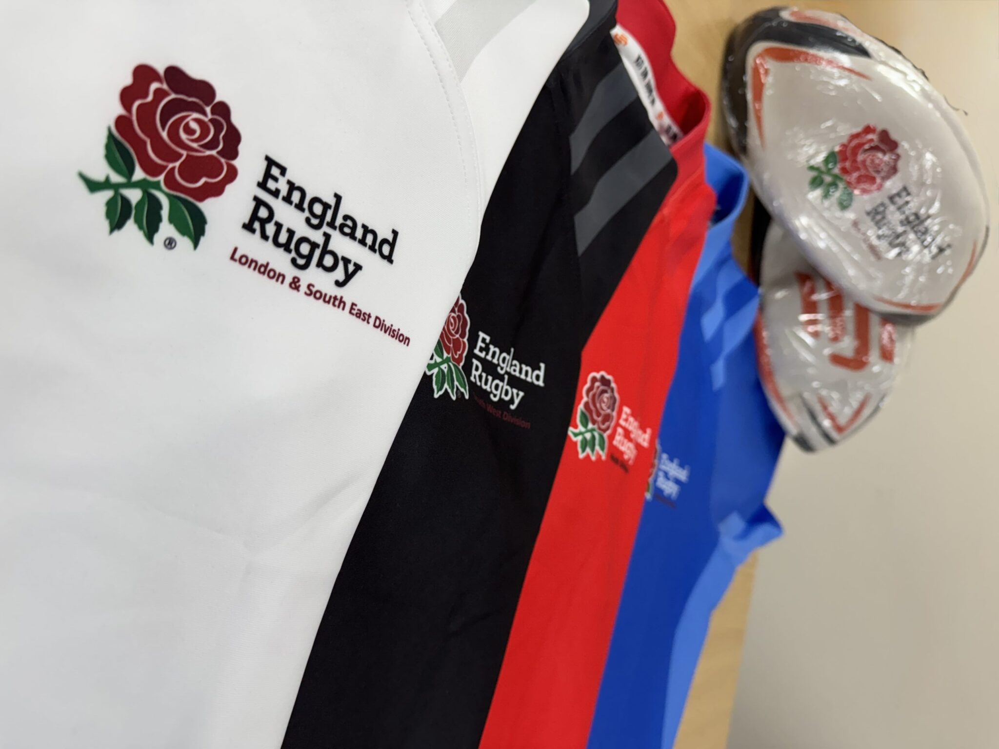 Custom Rugby Kit - Design & Order Custom Rugby Teamwear